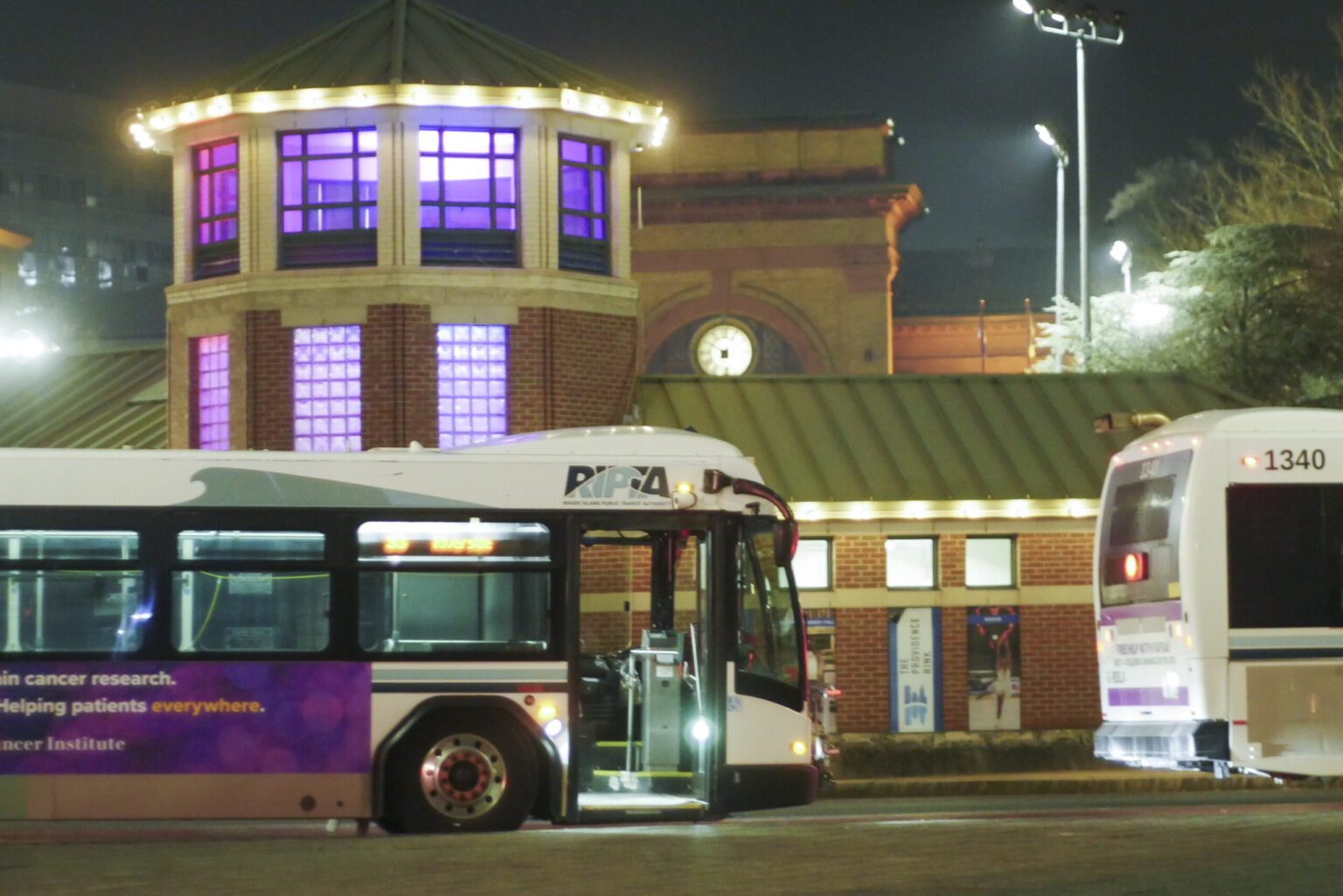 New RIPTA program lets landlords get free bus passes for tenants over ...